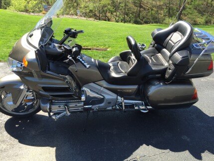 2004 Honda Gold Wing Motorcycles for Sale - Motorcycles on Autotrader